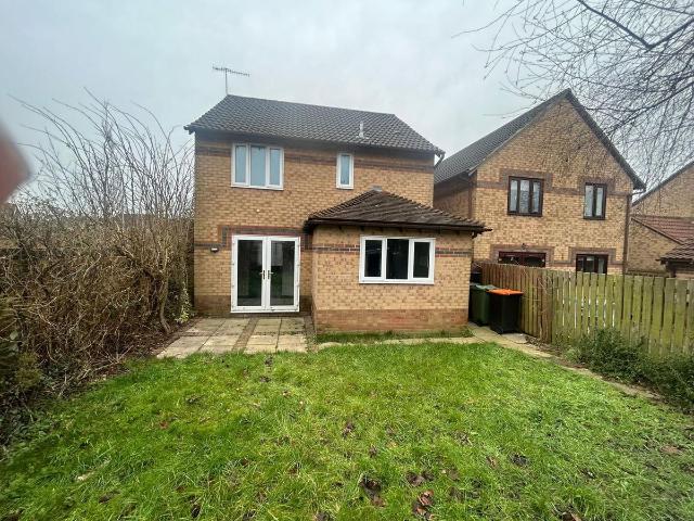 Dovedale, Luton LU2, 3 bed semi detached house to rent, £1,800 pcm | PrimeLocation