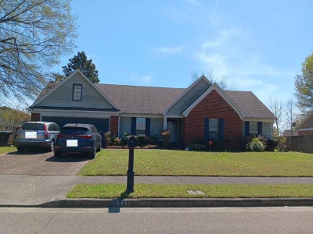 Dovefield Ln
