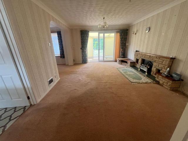 Dovehouse Drive, Wellesbourne
