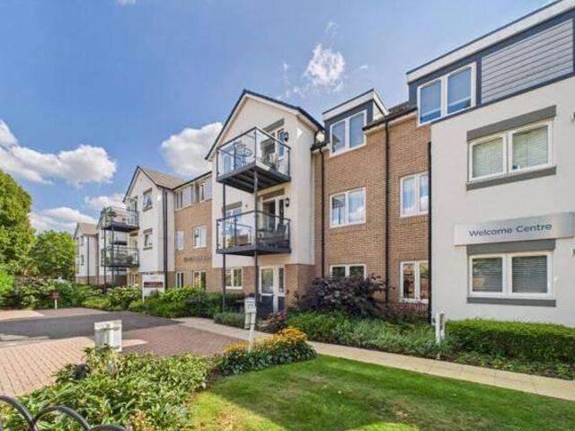 Dovehouse Lodge, Hitchin, 2 Bedroom Apartment