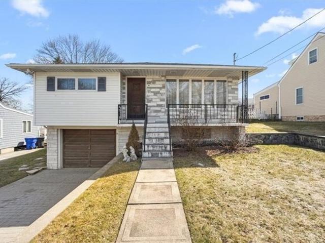Dover Ave, East Providence, Home For Sale