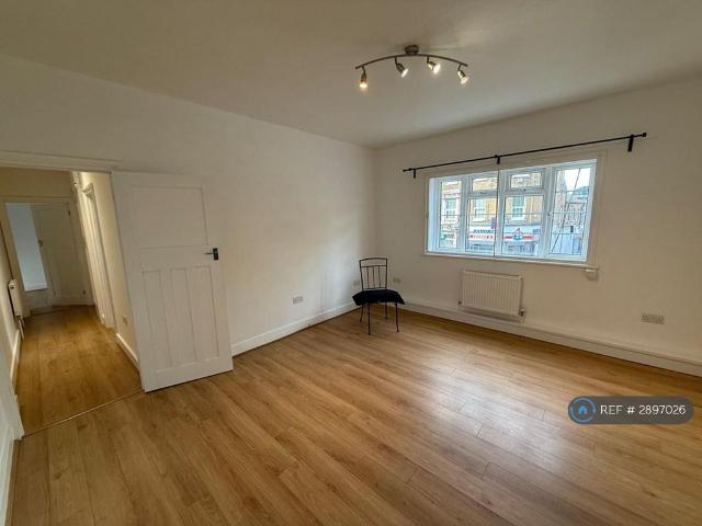 Dover Court, London, SE10 2 bed flat to rent £1,950 pcm £450 pw