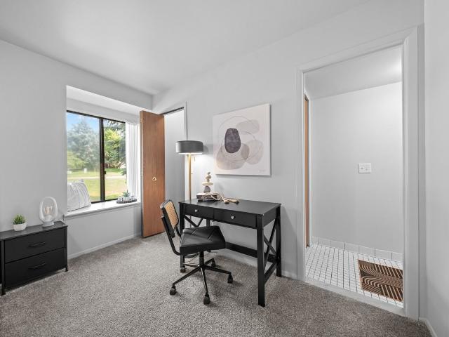 Dover Hills Apartments 2 Bedroom Apartment for Rent at 4520 Dover Hills Dr, Kalamazoo, MI 49009 Arcadia