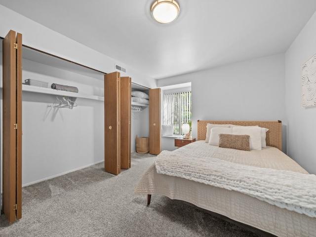 Dover Hills Apartments 2 Bedroom Apartment for Rent at 4520 Dover Hills Dr, Kalamazoo, MI 49009 Arcadia