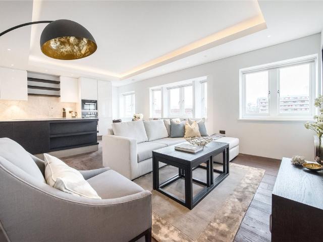 Dover House, 170 Westminster Bridge Road, Waterloo, London SE1, 3 bed flat to rent, £5,200 pcm | PrimeLocation