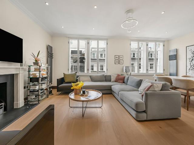 Dover Street, London W1S, 2 bed flat to rent, £6,500 pcm | PrimeLocation