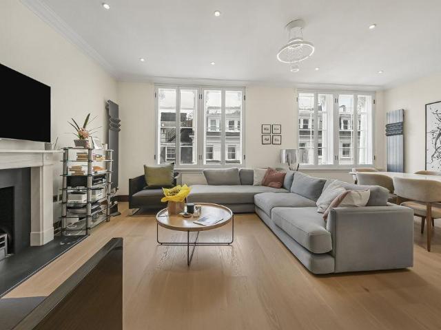 Dover Street, London 2 bed property to rent £6,500 pcm £1,500 pw