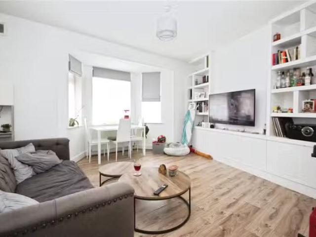 Doverfield Road, London, SW2 5NF