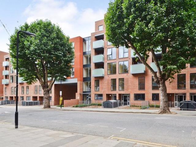 Dovetail Place, Lawrence Road, Seven Sisters N15, 2 bed flat to rent, £1,850 pcm | PrimeLocation