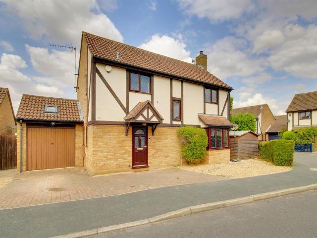 Dovey Close, St. Ives PE27, 4 bed detached house to rent, £1,800 pcm | PrimeLocation