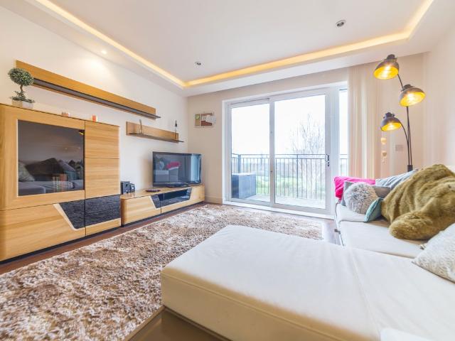 Dowding Drive, Kidbrooke SE9, 2 bed flat to rent, £2,450 pcm | PrimeLocation