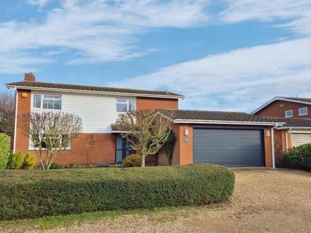 Down Gate, Longthorpe, 4 Bedroom Detached