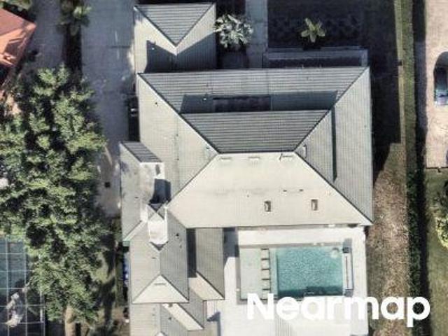 Down Lakeview Cir