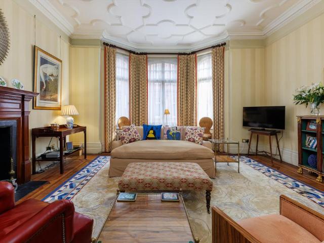 Down Street, Mayfair, London, W1J 1 bed flat to rent £6,500 pcm £1,500 pw