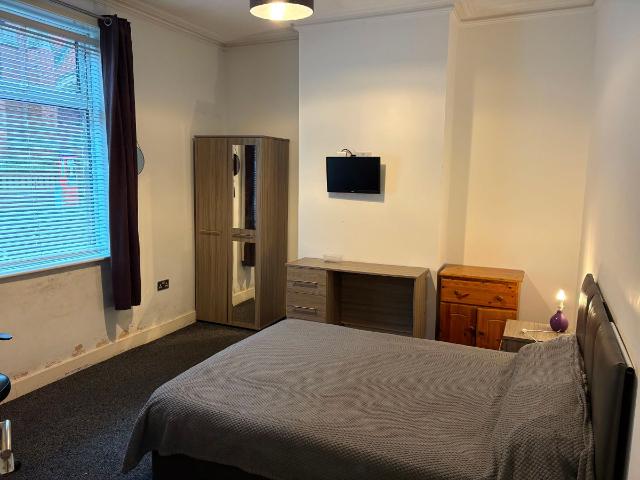 Downey Street, Hanley, Stoke On Trent ST1, Room to rent, £400 pcm | PrimeLocation