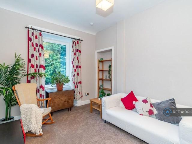 Downfield Place, Edinburgh, EH11 1 bed flat to rent £1,050 pcm £242 pw