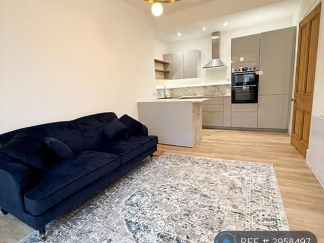 Downfield Place, Edinburgh, EH11 1 bed flat to rent £1,150 pcm £265 pw