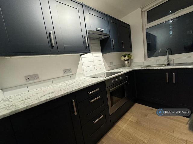 Downholme, London, SW15 1 bed flat to rent £1,950 pcm £450 pw