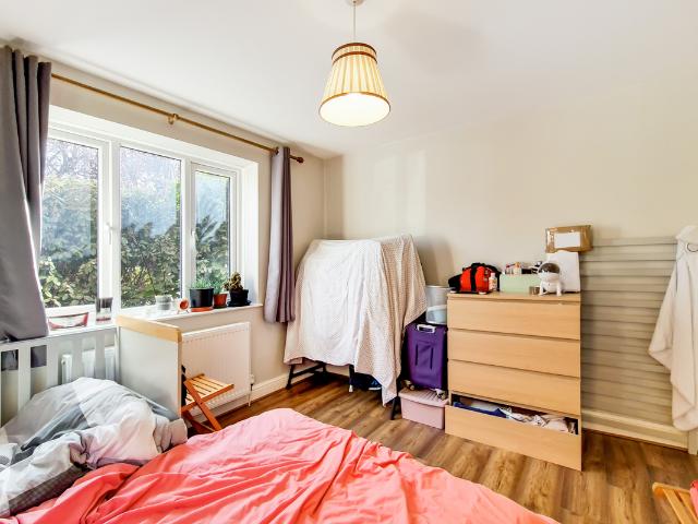 Downham Way, Bromley BR1, 1 bed flat to rent, £1,400 pcm | PrimeLocation