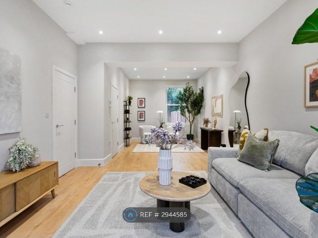 Downhills Park Road, London N17, 4 bed terraced house to rent, £4,000 pcm | PrimeLocation