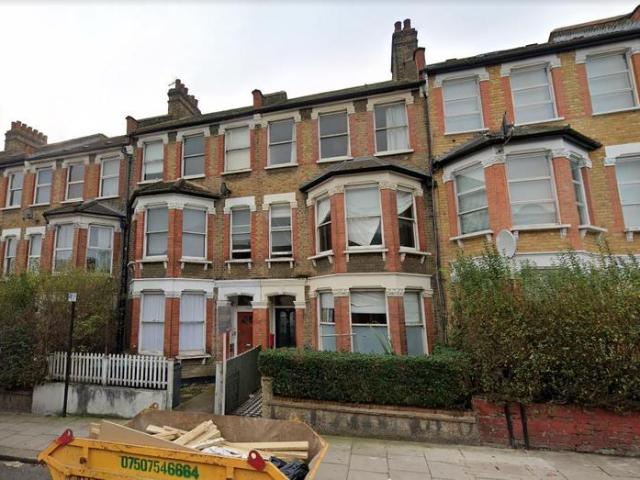 Downhills Park Road 3 bed apartment to rent £2,300 pcm £531 pw