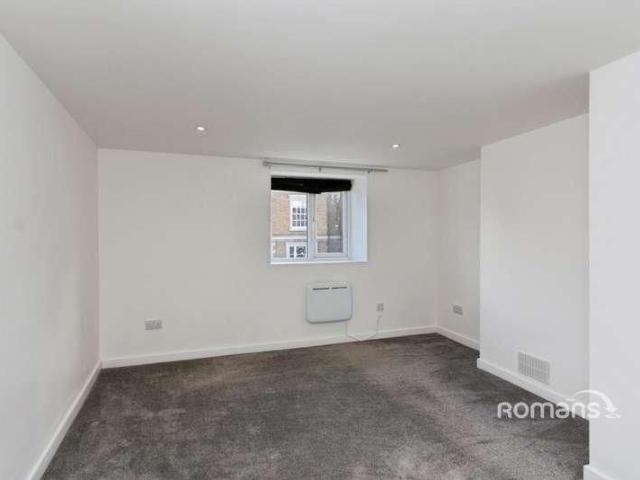 Downing Street, Farnham, Surrey, GU9