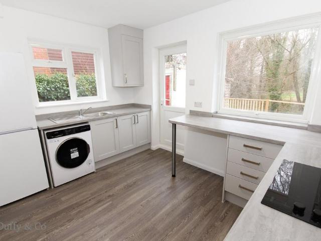 Downs View Road, Hassocks, BN6 2 bed detached house to rent £1,850 pcm £427 pw