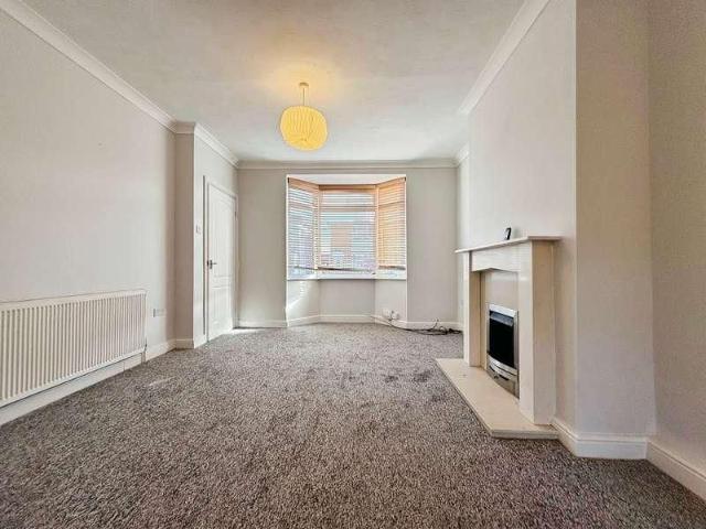 Downs Crescent, Hull, HU5