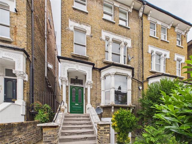 Downs Road, Hackney E5 2 bed flat to rent £2,300 pcm £531 pw
