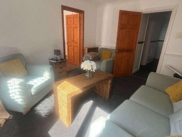 Downs Road Room 1