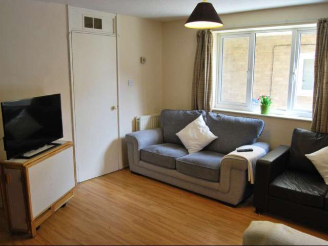 Downs Road Room 5