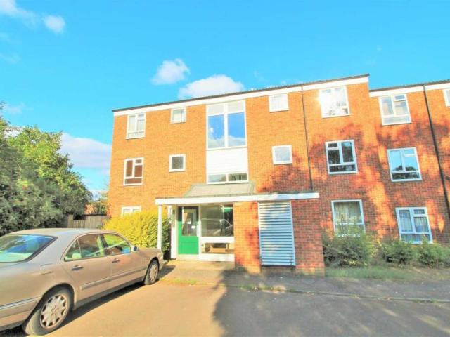 Downsfield, Hatfield AL10, 1 bed flat to rent, £1,250 pcm | PrimeLocation