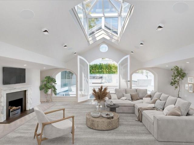 Downshire Hill, Hampstead, London NW3, 3 bed detached house to rent, £11,700 pcm | PrimeLocation