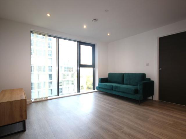 Downtown, 9 Woden Street, Salford, Lancashire M5, 2 bed flat to rent, £1,400 pcm | PrimeLocation