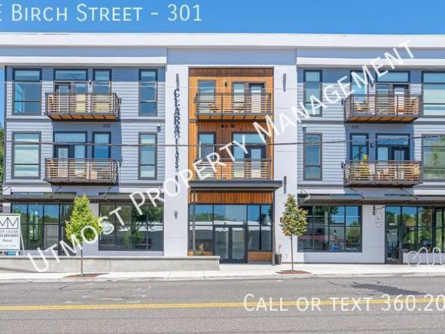 Downtown Camas Newer Two Bedroom