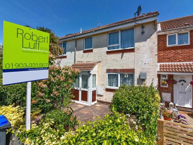 Downview Road, Worthing 3 bed house to rent £1,695 pcm £391 pw