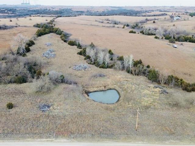 Doyle Creek Rd, Saint Mary's, KS 66536