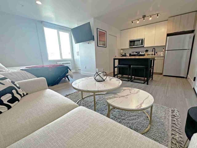 DLUX Lofts Studio Apartment for Rent at 213 N 9th St, Las Vegas, NV 89101 Downtown Las Vegas