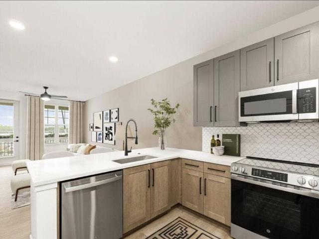DM for Video of 1bed 1bath lease