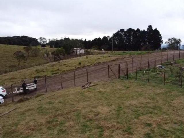 Ds terreno pra sua sua casa de campo ou sua chacrinha!