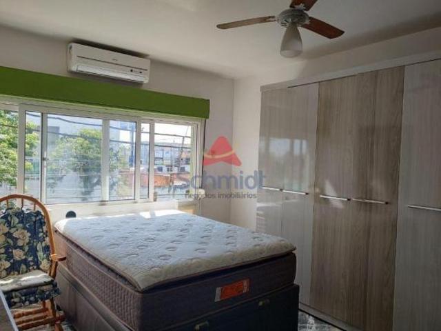 Dr. Bayard de Toledo Mercio Kitnet com 1 dormitório à venda, 26 m² por R$ 135.000,00 Centro Sã