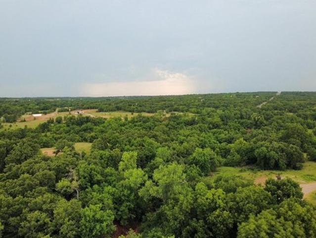 Dr Pepper Rd, Healdton, OK 73438