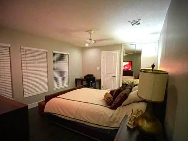 DR PHILLIPS BED/BATH PEACEFUL HOME