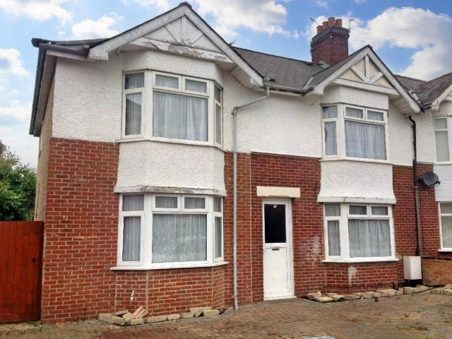 Drove Acre Road, Oxford OX4 10 bed semi detached house to rent £6,900 pcm £1,592 pw