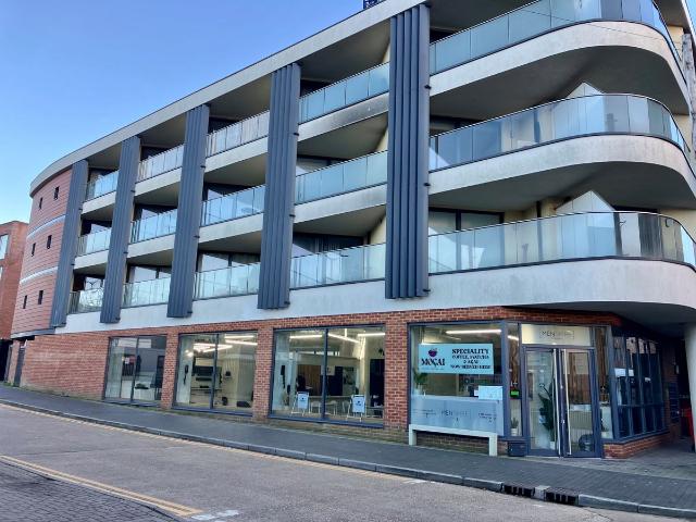 Drovers Way, St Albans AL3, 1 bed flat to rent, £1,350 pcm | PrimeLocation