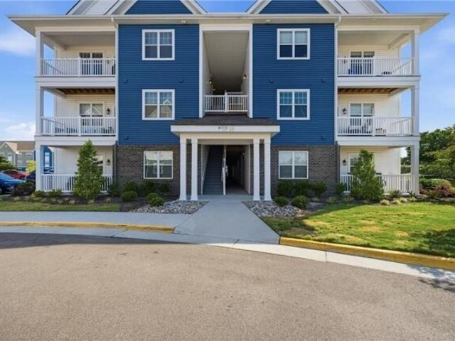 Dromolin Dr Ste,virginia Beach, Flat For Sale