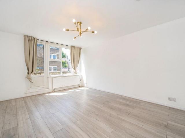 Droop Street, London W10 1 bed flat to rent £2,100 pcm £485 pw
