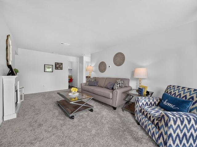 Drawbridge Apartments East 1 Bedroom Apartment for Rent at 36420 Union Lake Rd, Mount Clemens, MI 48045 Harrison Township