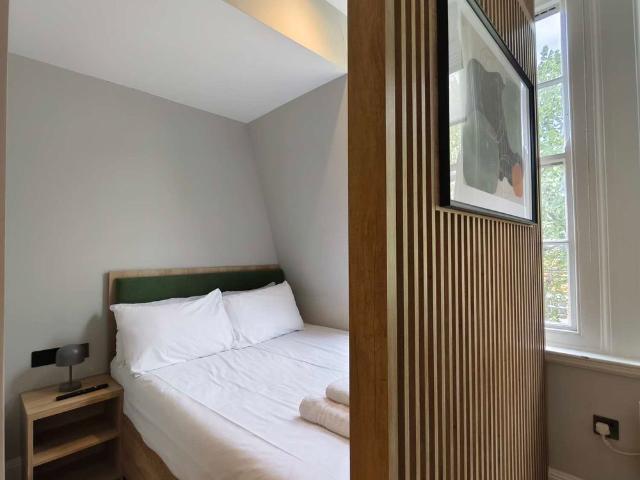 Draycott Avenue 3 Studio