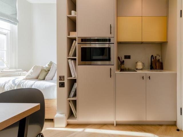 Draycott Avenue, London SW3 Studio to rent £2,293 pcm £529 pw